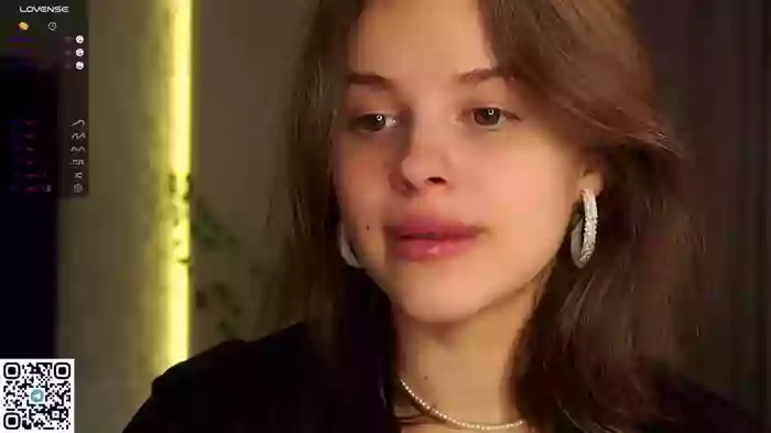 KarinBates Stripchat Cam Show on Jun, 11 2024, at 01:35:44 UTC